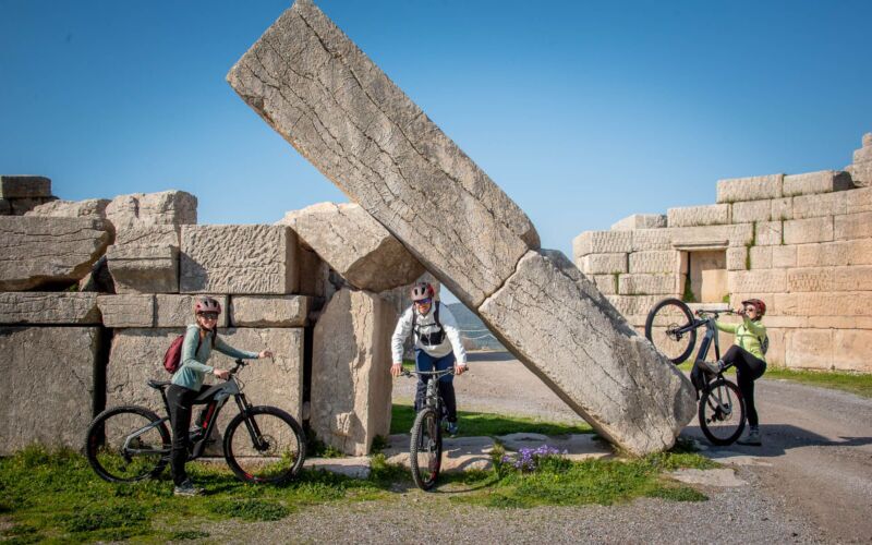 Explore Messinia - Day Tours / Sea Kayaking / Canyoning / Cycling